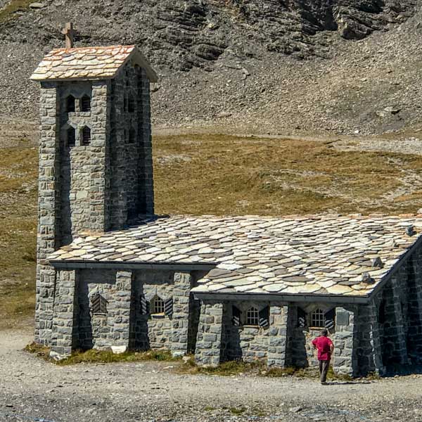 Guide to cycling Col de l'Iseran - map, GPX, profile + more!