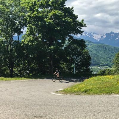 Essential guide to cycling Col du Tourmalet (via La Mongie): GPX + more!