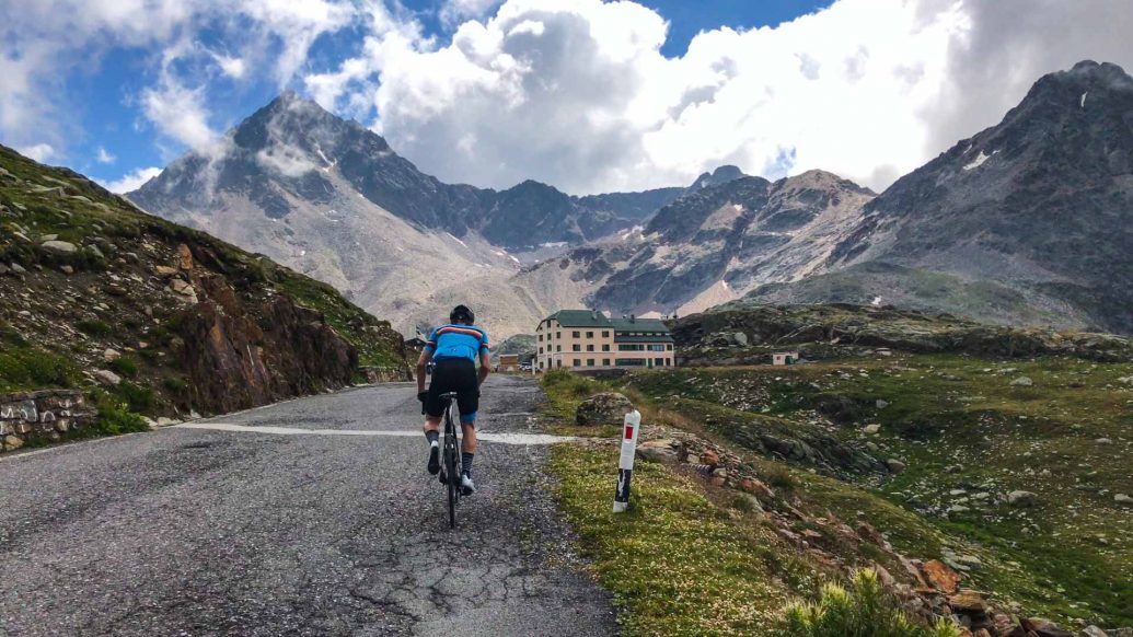 Cycling Stelvio Pass region, Italian Alps: your ultimate guide