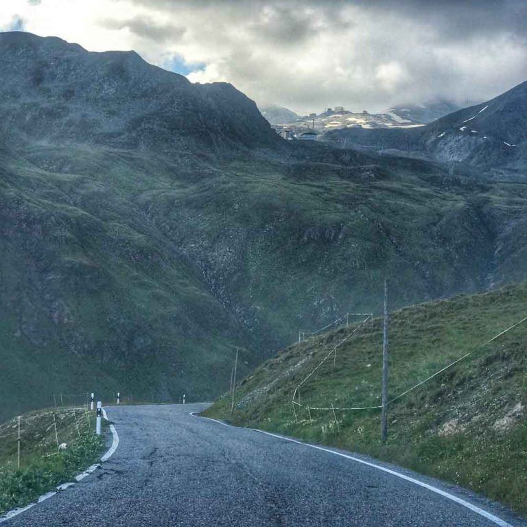 Cycling the Stelvio-Umbrail Pass loop, Italian Alps: GPX, map & tips