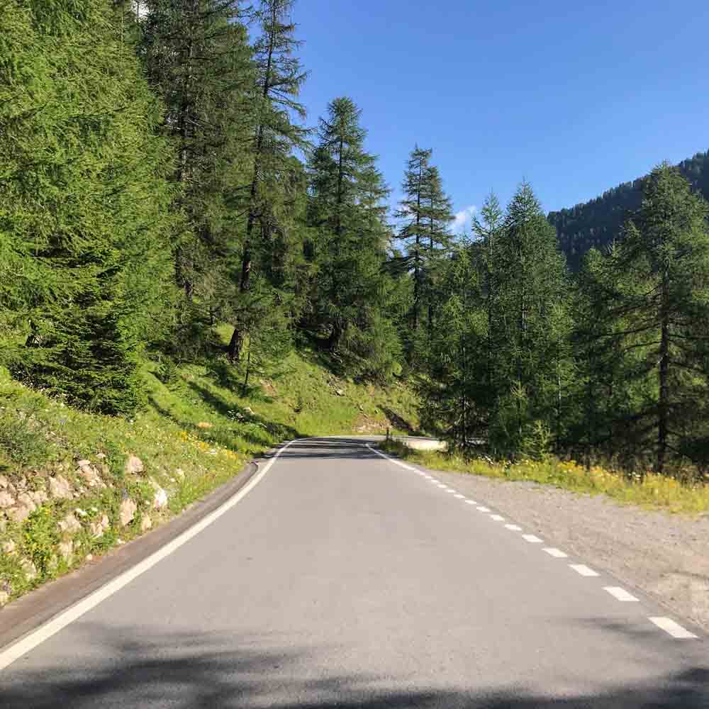 Cycling the Stelvio-Umbrail Pass loop, Italian Alps: GPX, map & tips