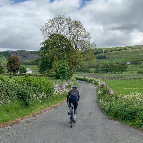 Guide to cycling Settle and Malham Cove loop, Yorkshire Dales