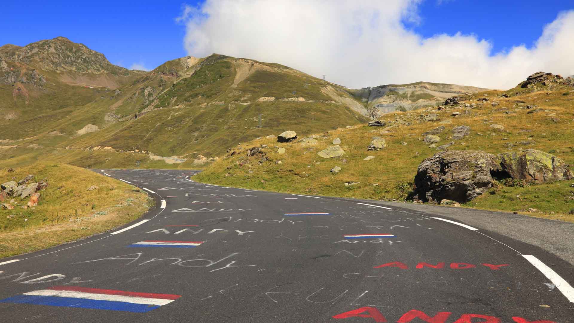 8 best long distance cycling routes in France (our independent pick)