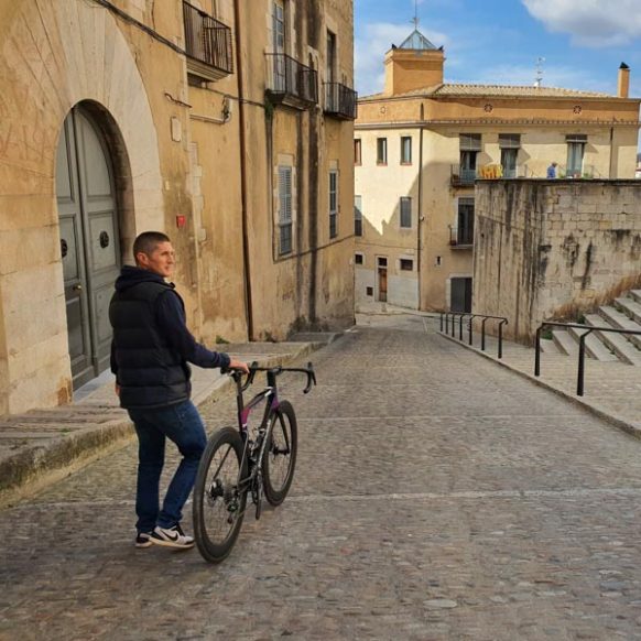 Girona cycling holidays: 10 things EVERY cyclist should do in Girona