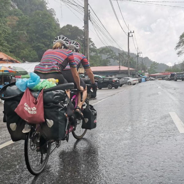 Tandem Wow: Breaking the cycling around the world record (on a tandem)