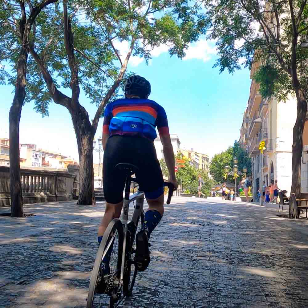 Essential guide to cycling Girona (cycling routes, GPX, hotels etc)!