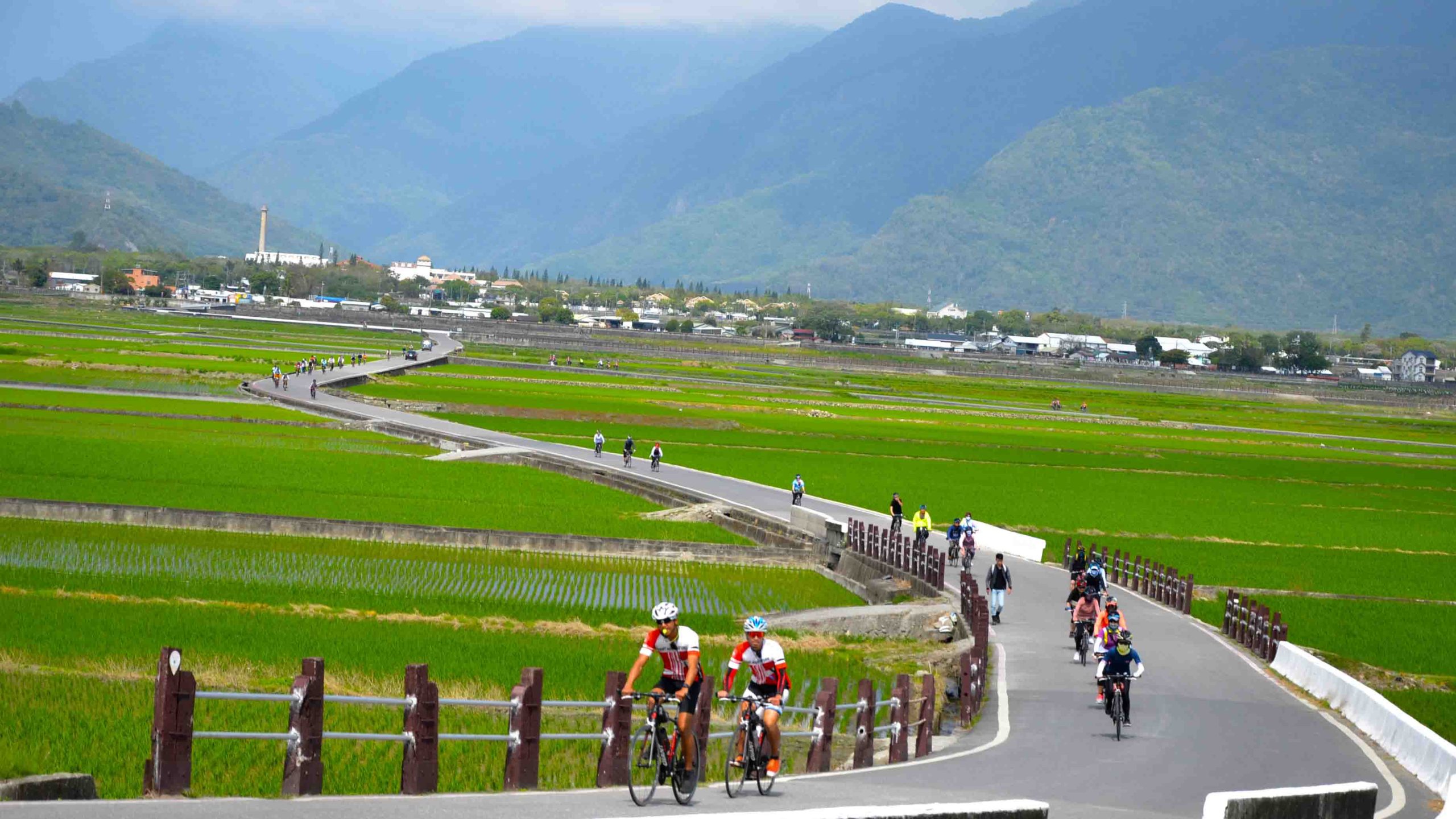Cycling in Taiwan: routes, where to stay + more