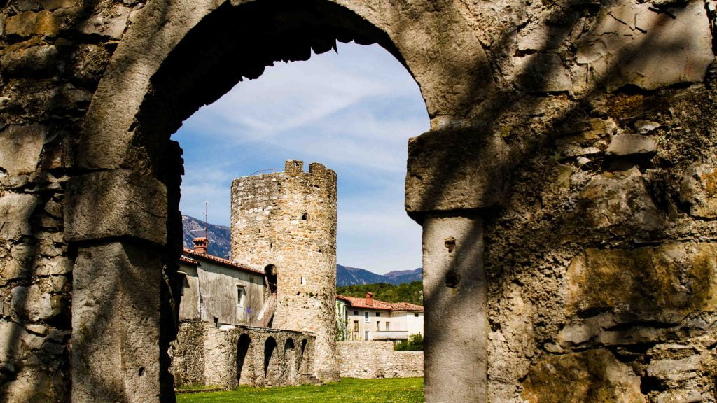 Cycling Slovenia's Vipava Valley: info, routes, GPS + more