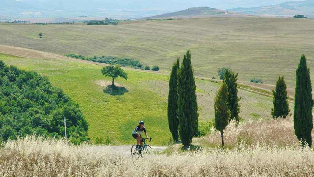 Cycling in Tuscany: your guide to the best rides + tours in Tuscany