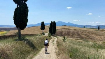 Cycling in Tuscany: your guide to the best rides + tours in Tuscany