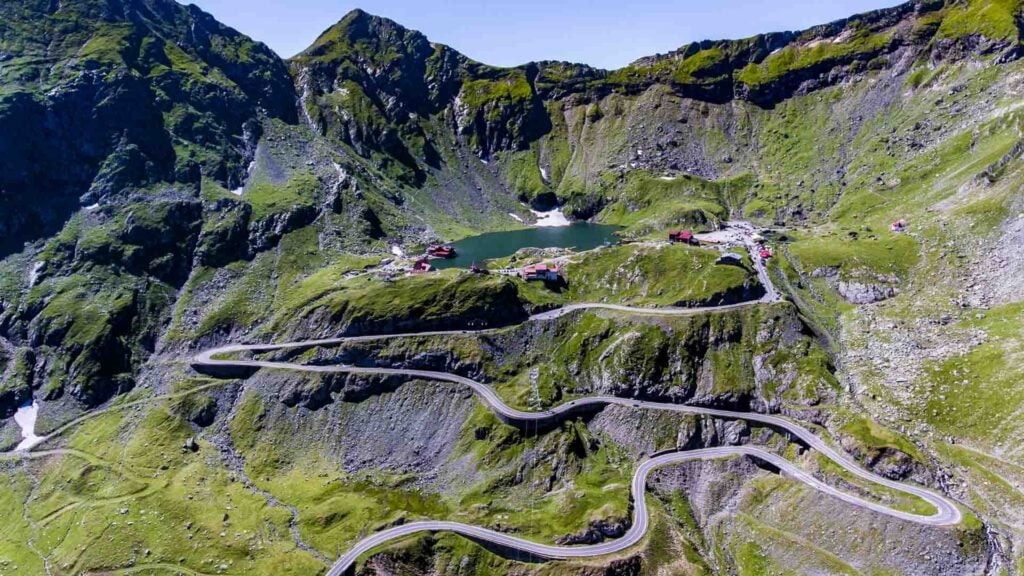 Cycling in Romania: climbs, GPX routes, where to stay + more!