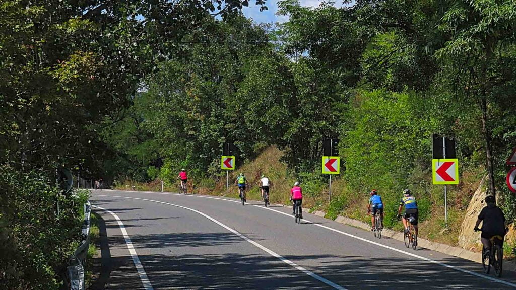 Cycling in Romania: climbs, GPX routes, where to stay + more!