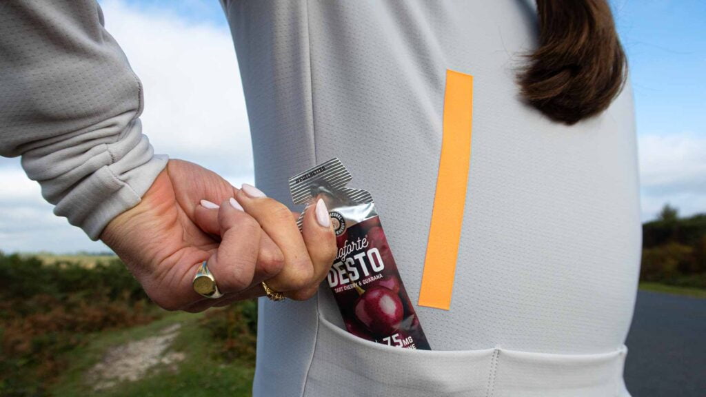 6 best snacks for cyclists (for before, during + after your ride)