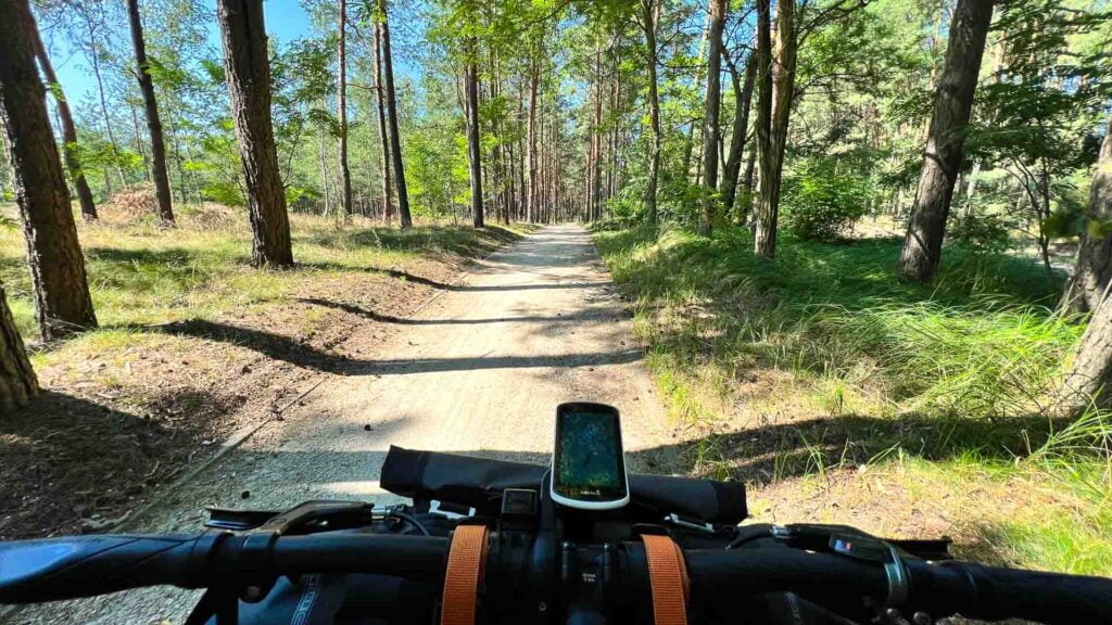 Cycling Poland: A guide to the Masurian Lake District & Green Velo