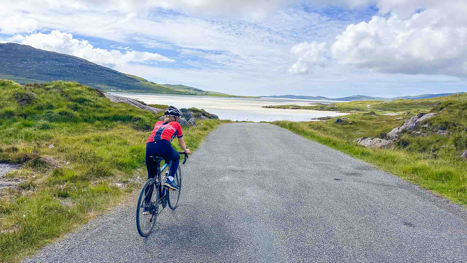 Cycling the Hebridean way (Vatersay to Lewis): GPS + tips