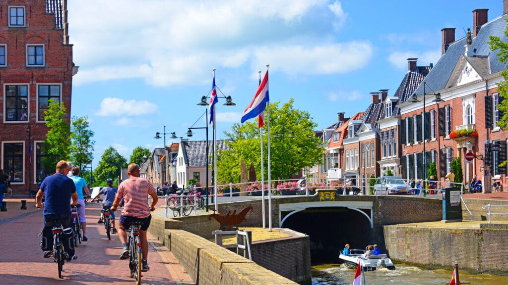 Cycling in the Netherlands: regions, routes + GPS