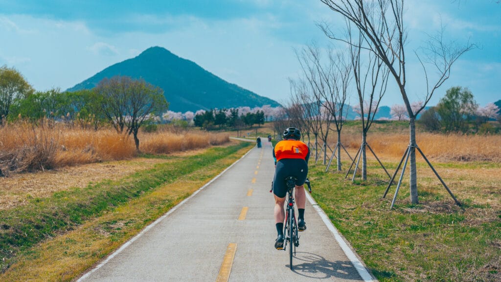Cycling in South Korea: the inside guide (includes tips and GPS)